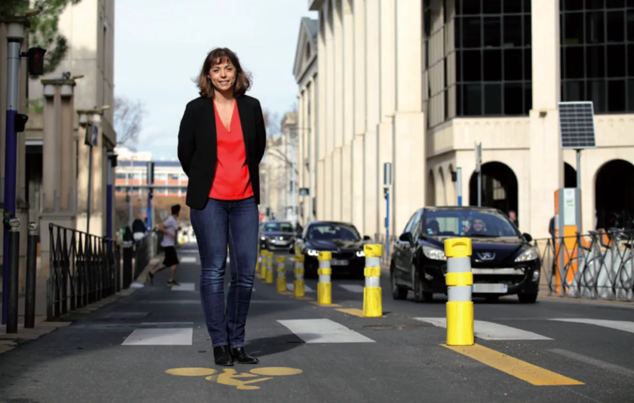 Julie Frêche : "Nous ne sommes pas en guerre avec les automobilistes ...