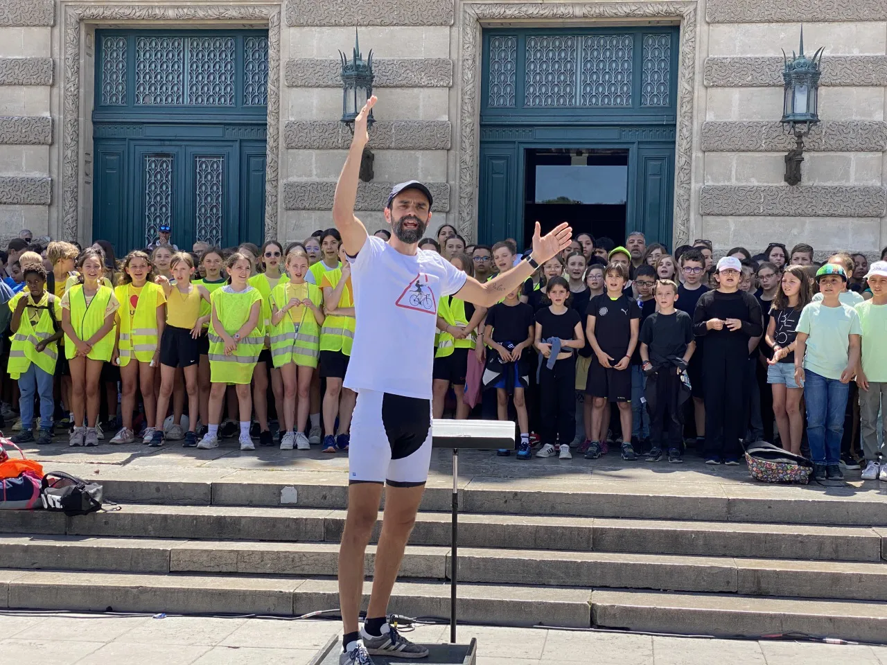 Le chef d'orchestre Dylan Corlay à Montpellier pour son Tour à ...