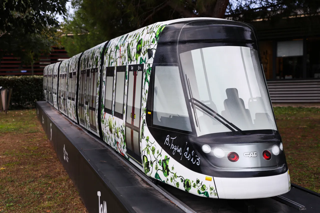 Un ministre à Montpellier pour inaugurer la nouvelle rame de la ligne 5 ...