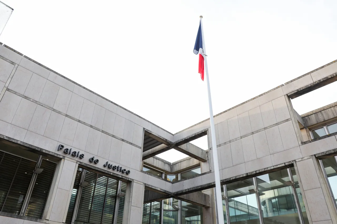 Au tribunal. Prison avec sursis pour une policière qui utilisait un peu ...