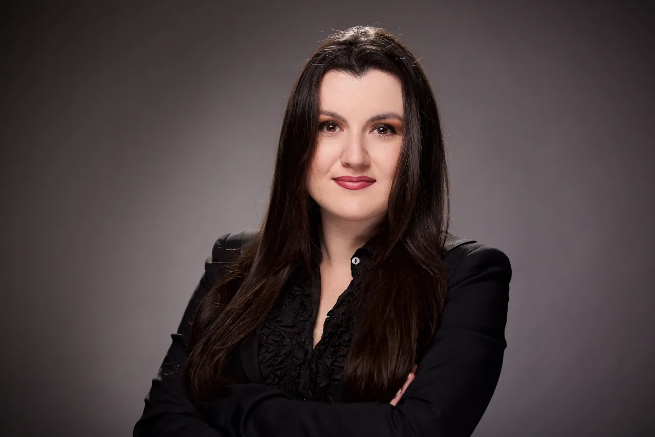 La Sétoise Fidji Simo rejoint la direction d'OpenAI, société fondatrice ...