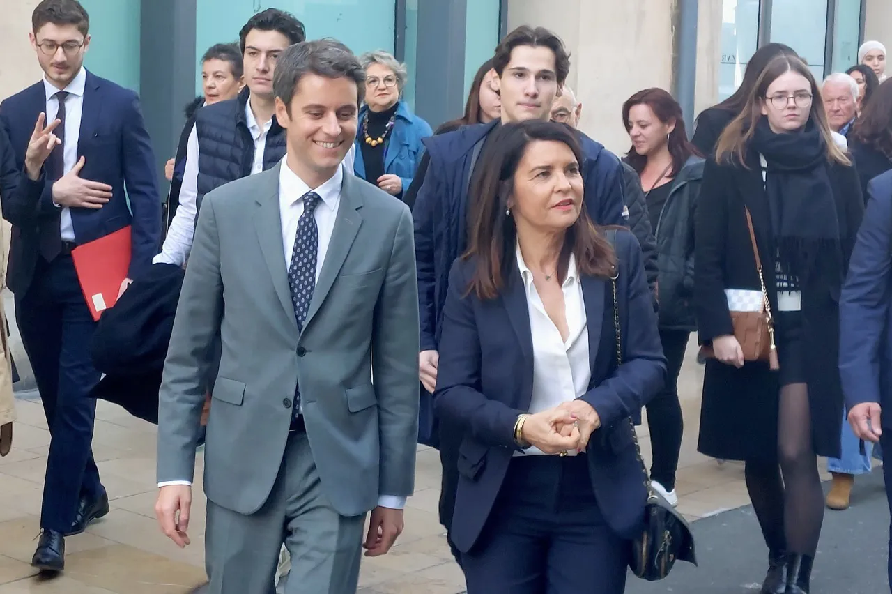 Municipales : Gabriel Attal à Nîmes en soutien à Valérie Rouverand | La ...